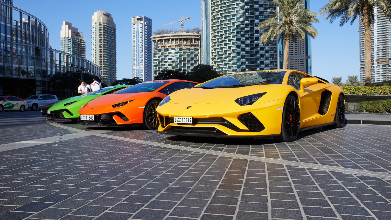 Supercar Owners Club Circle – Dubai Trip - First and Ten Productions